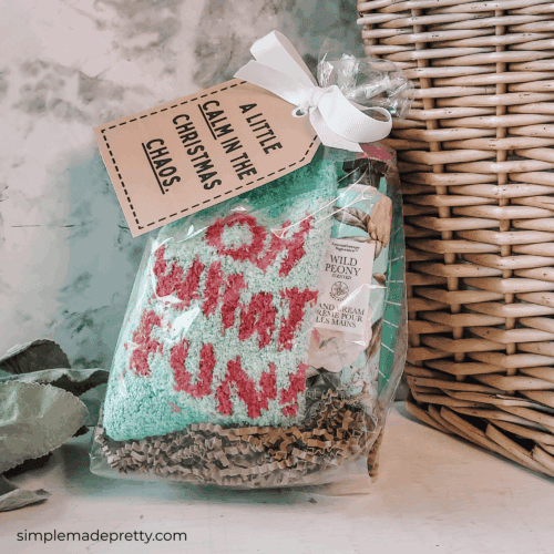 25 Easy Dollar Tree White Elephant Gifts (Last-Minute Ideas Under $5 ...